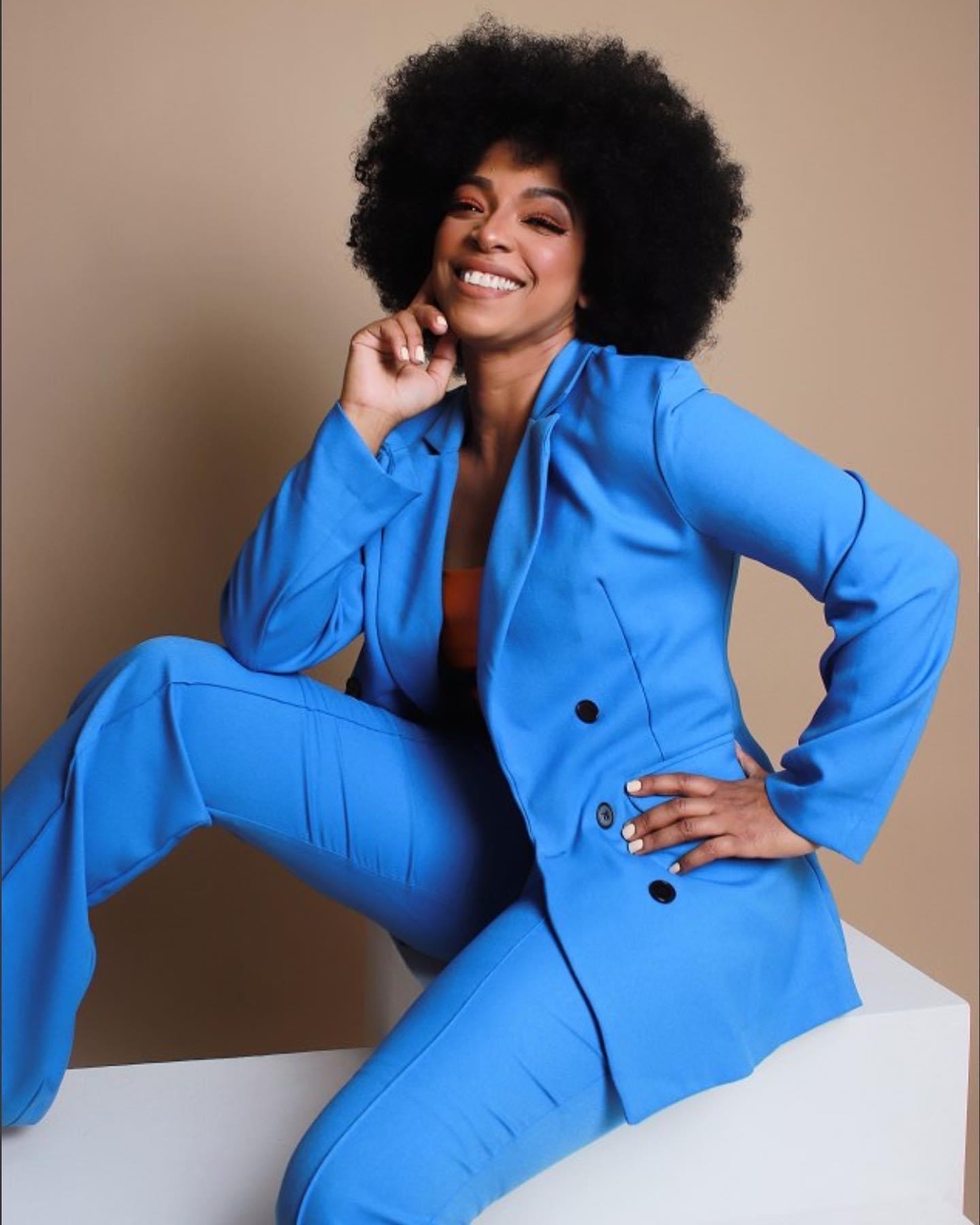 Megan Edwards to host the 29th Raging Bull Awards | Raging Bull Awards
